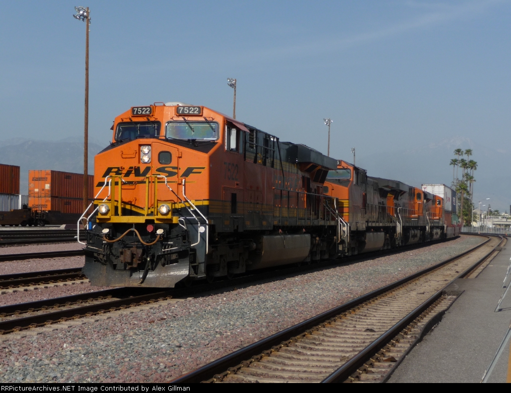 BNSF 7522 West